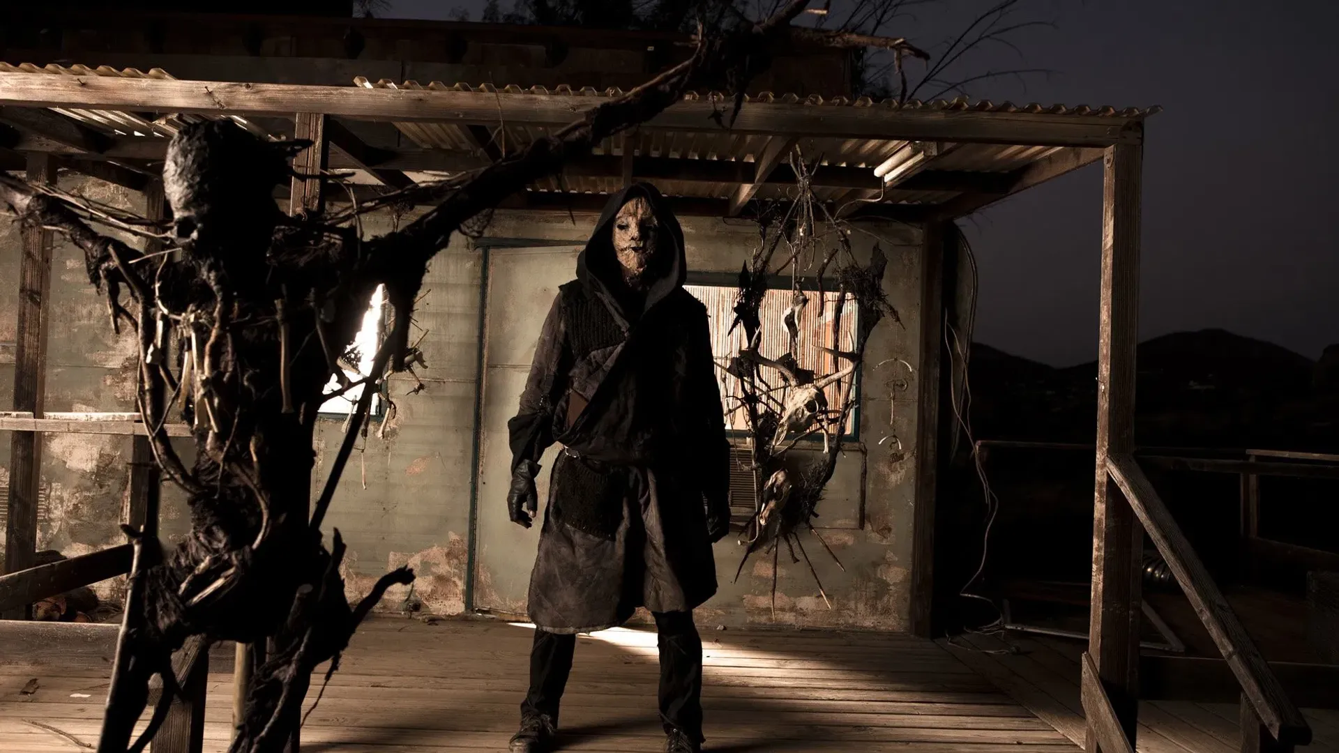 Phim Mê Cung Tử Thần HD Vietsub - Mr. Jones - RoPhim