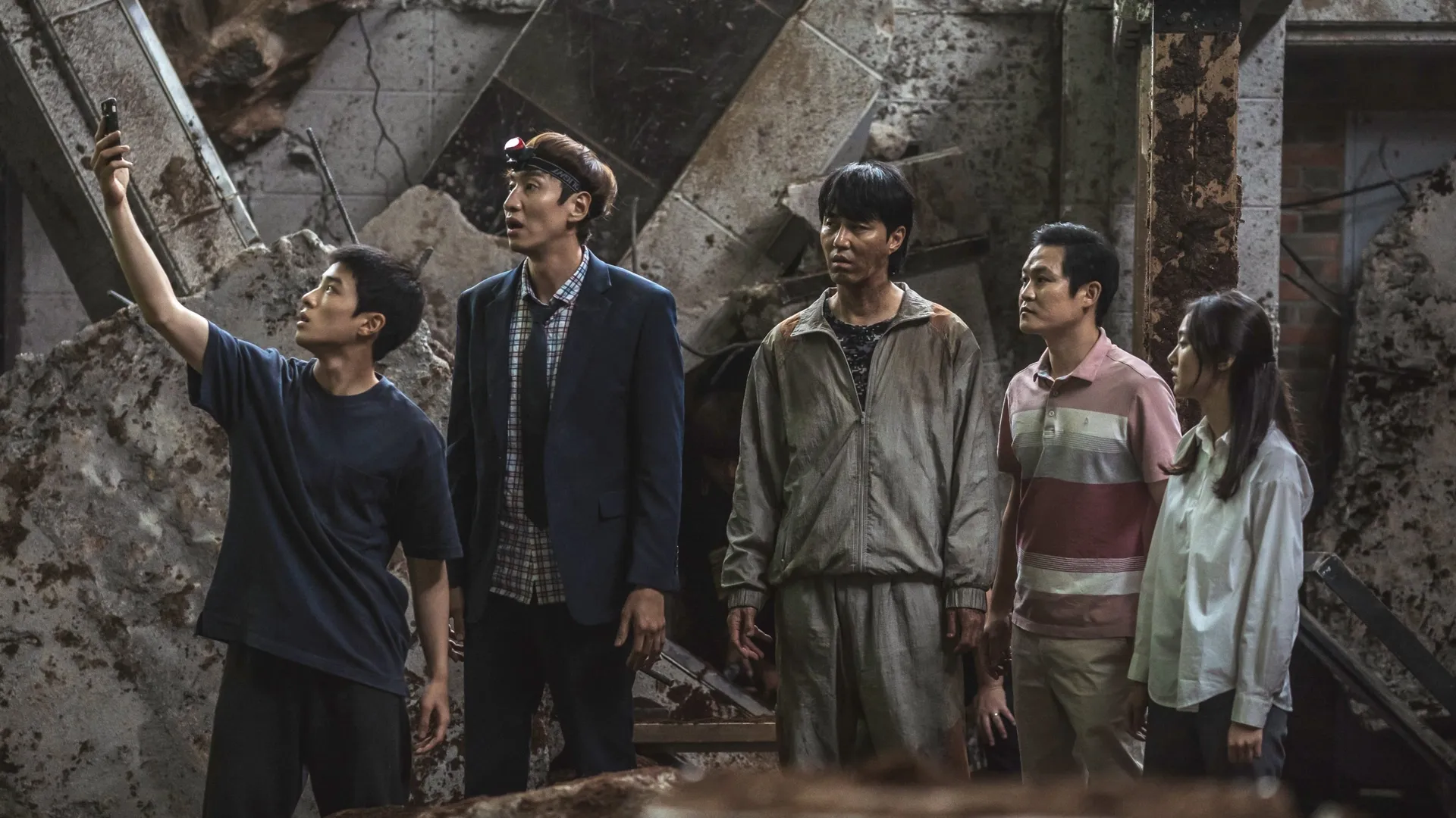 Xem Phim Hố Sụt Tử Thần - Sinkhole - Vietsub - RoPhim