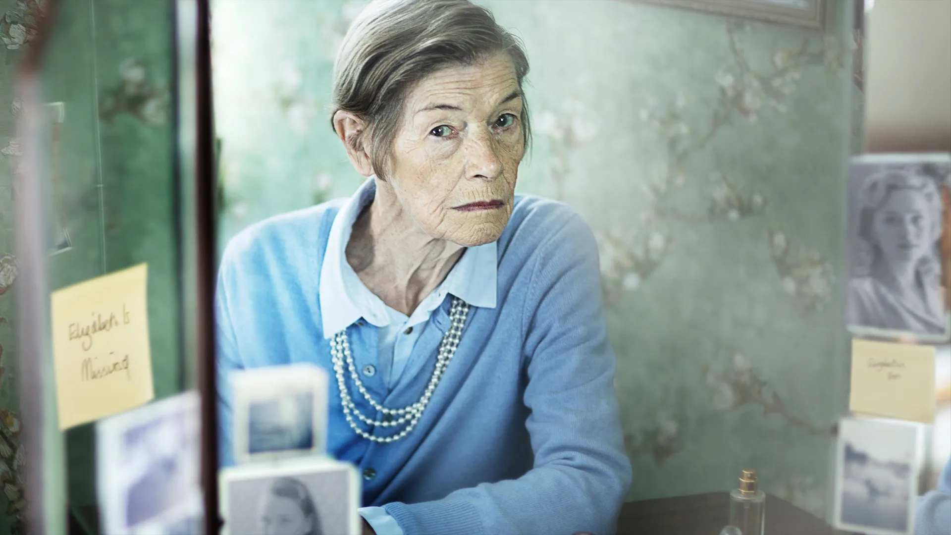 Phim Elizabeth Mất Tích HD Vietsub - Elizabeth Is Missing - RoPhim